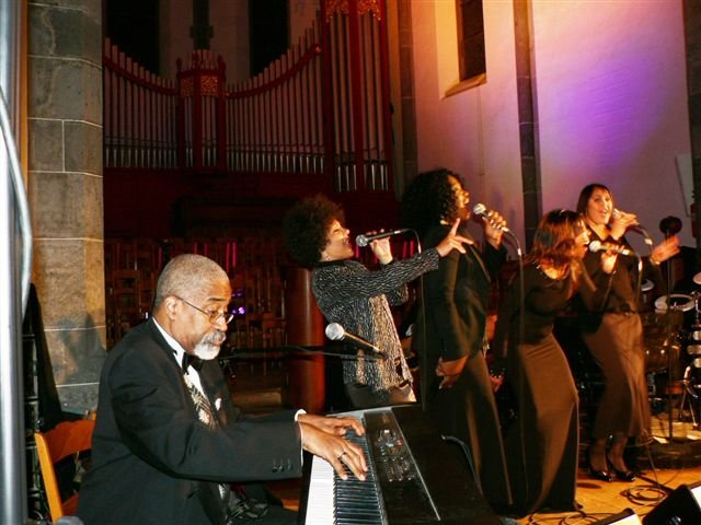 P1030520 - The Jackson Singers