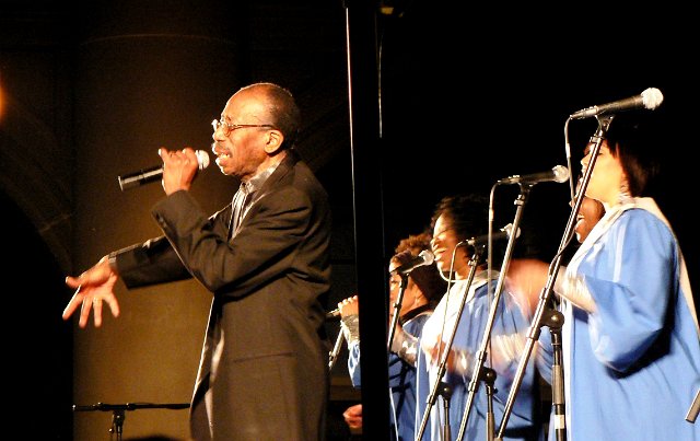 P1030676_1 - The Jackson Singers